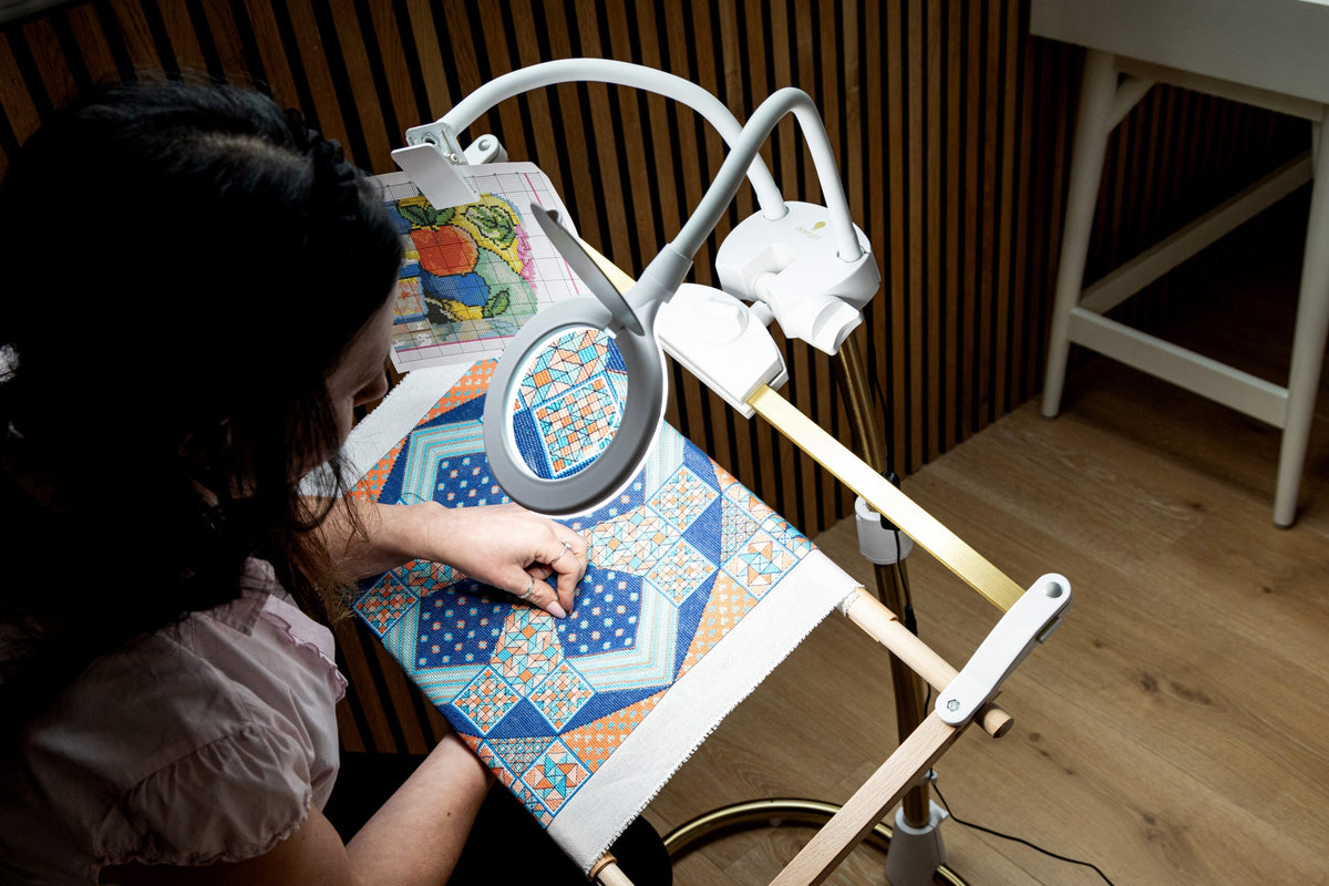 Stitch Smart 2 Magnifier and Chartholder – VolcanoStitching